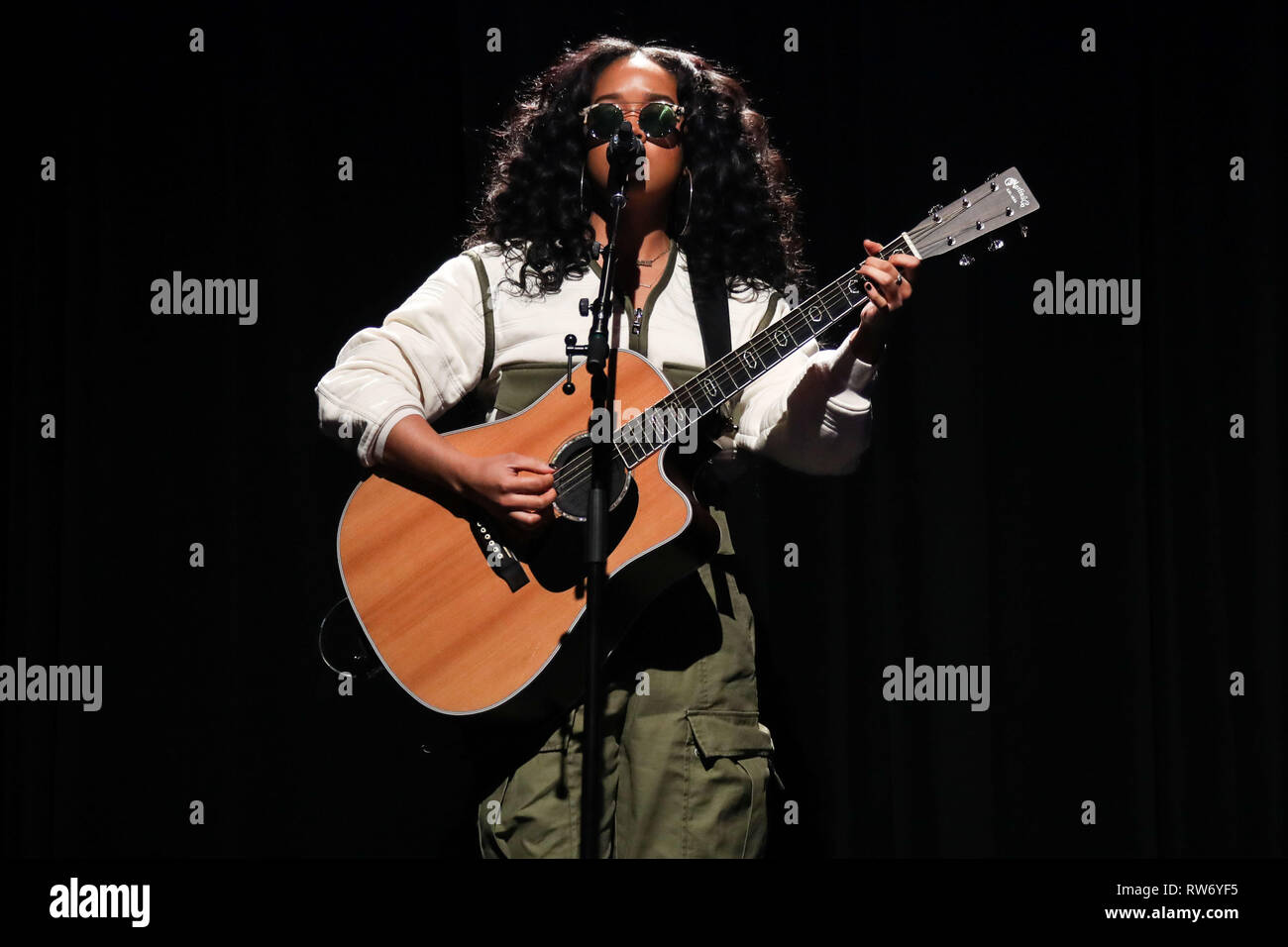 LOS ANGELES, CA, USA - DECEMBER 14: Singer H.E.R. aka Gabriella Wilson ...