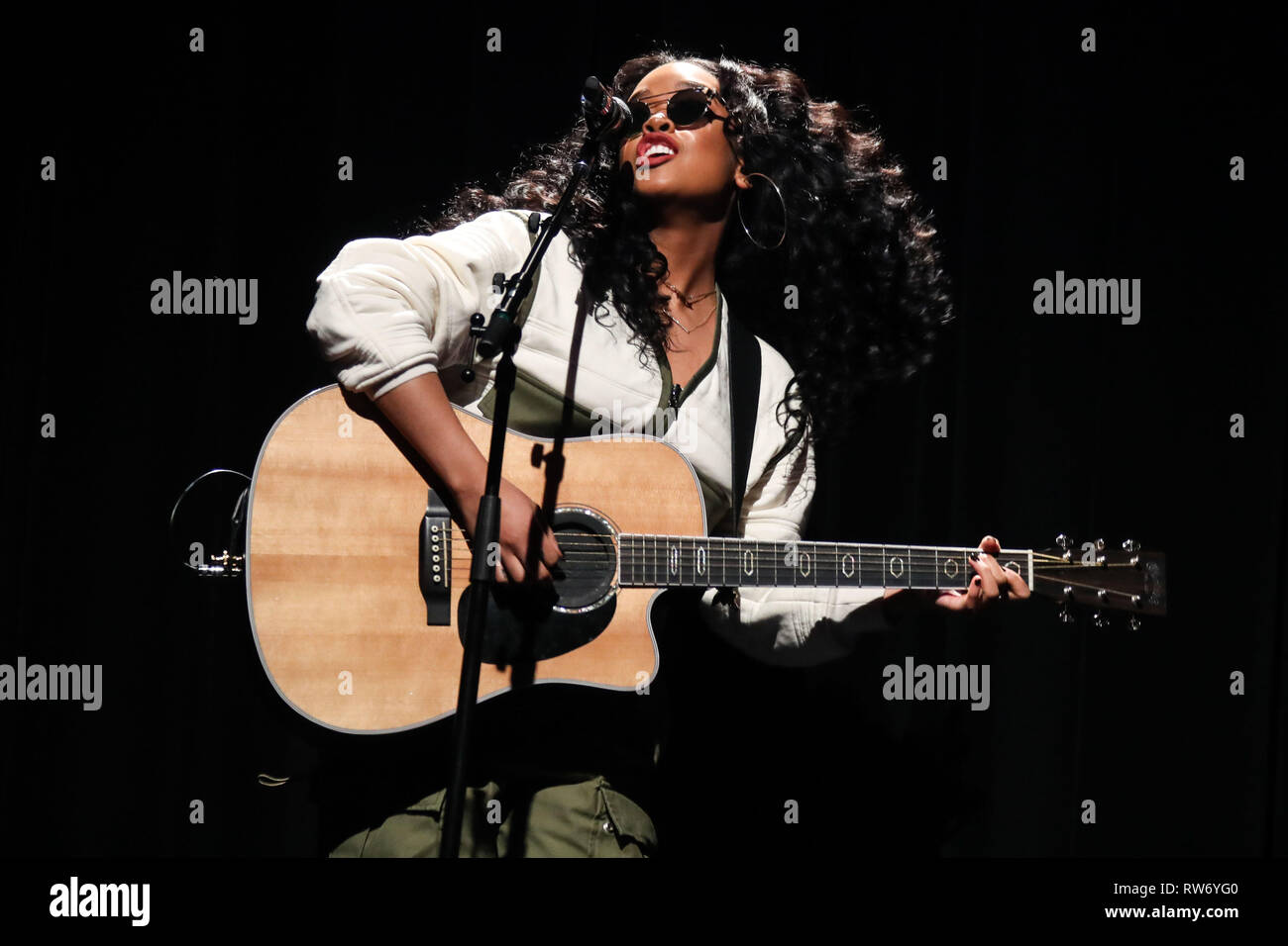 Gabi Wilson High Resolution Stock Photography and Images - Alamy