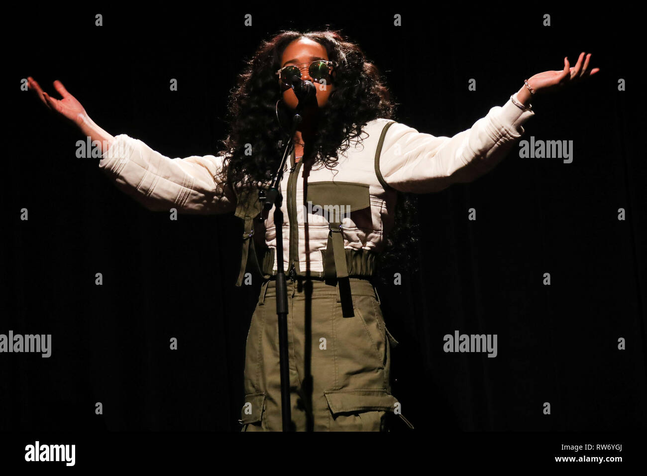 LOS ANGELES, CA, USA - DECEMBER 14: Singer H.E.R. aka Gabriella Wilson ...