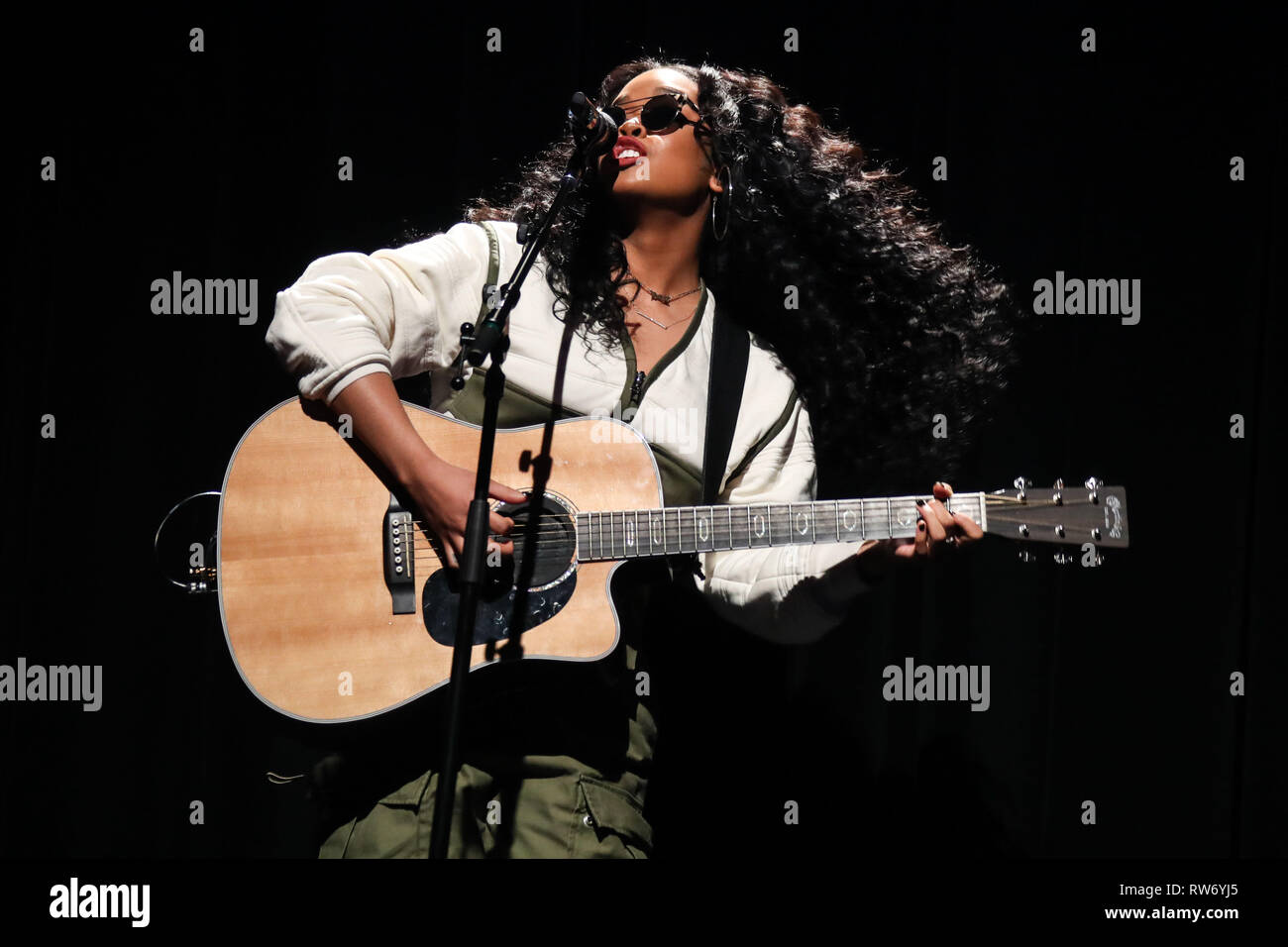 LOS ANGELES, CA, USA - DECEMBER 14: Singer H.E.R. aka Gabriella Wilson ...