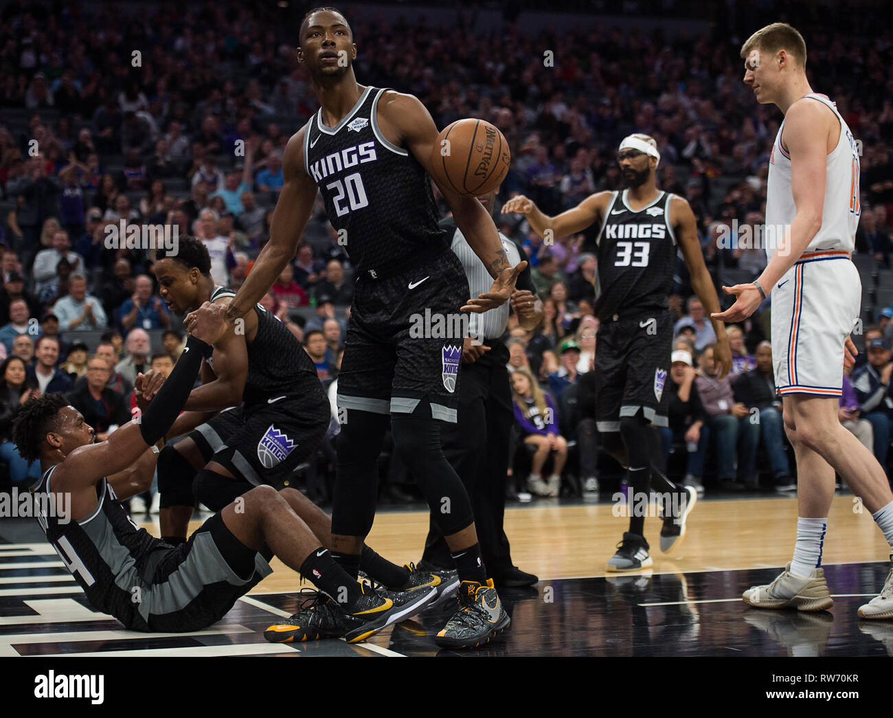 Sacramento, CA, USA. 4th Mar, 2019. Sacramento Kings forward Harry ...