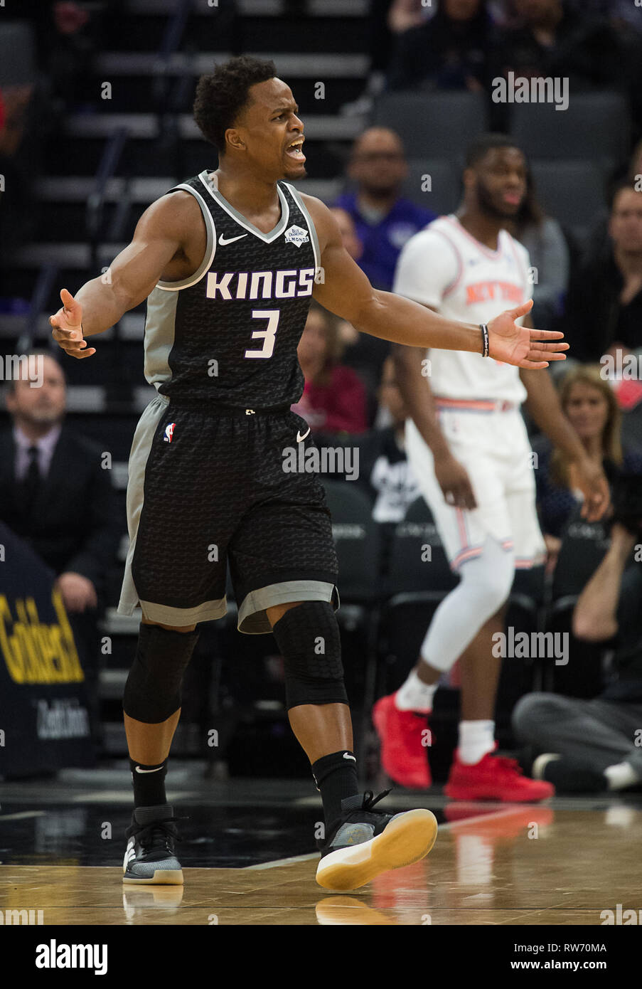 Yogi ferrell hi-res stock photography and images - Alamy