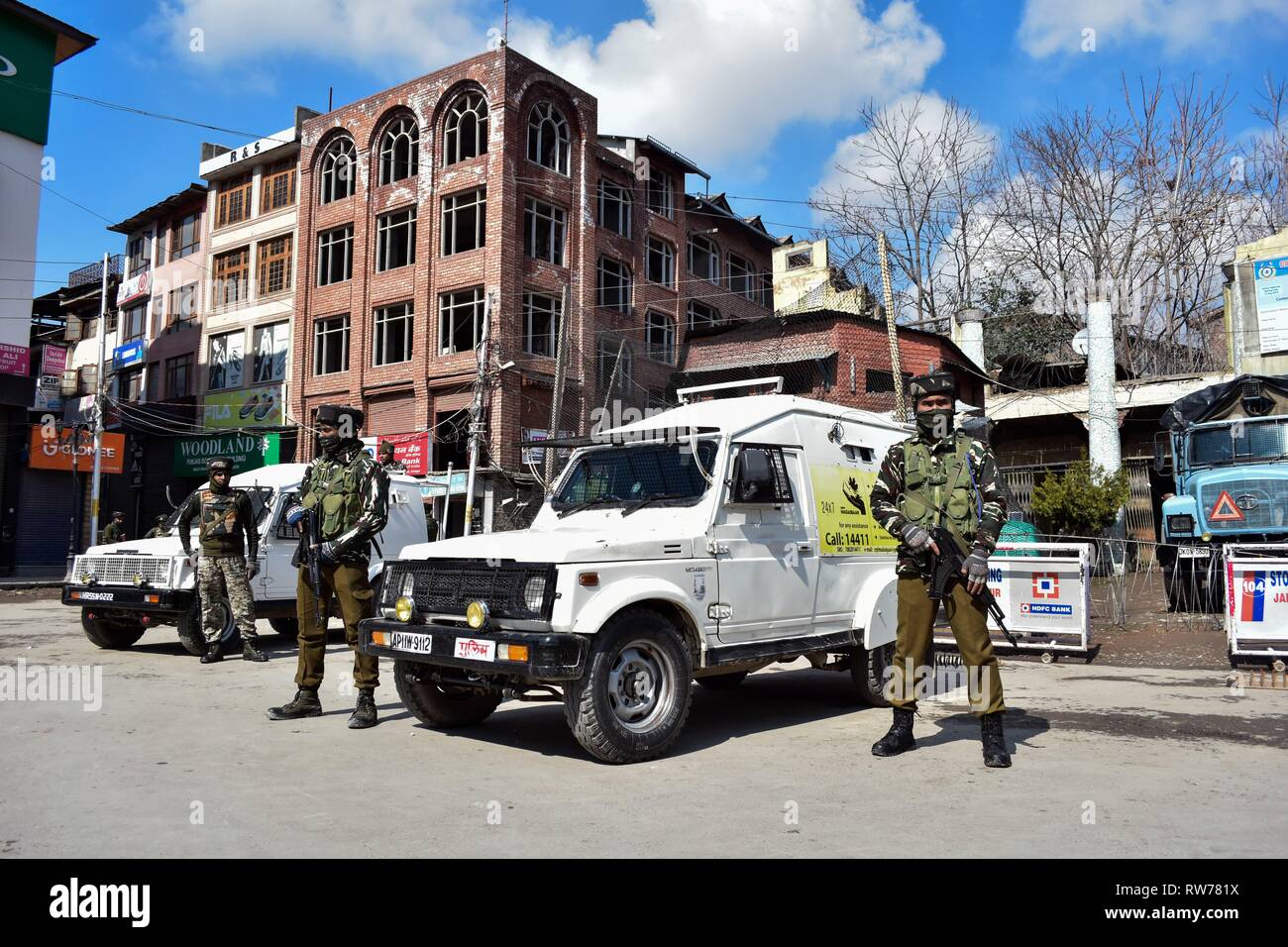 Ban stand hi-res stock photography and images - Alamy