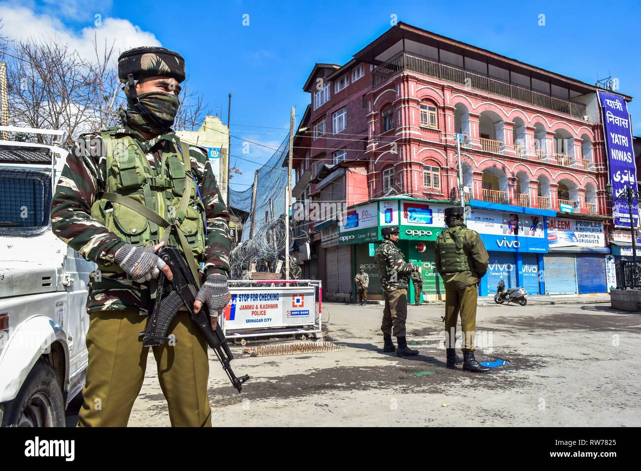 Ban stand hi-res stock photography and images - Alamy