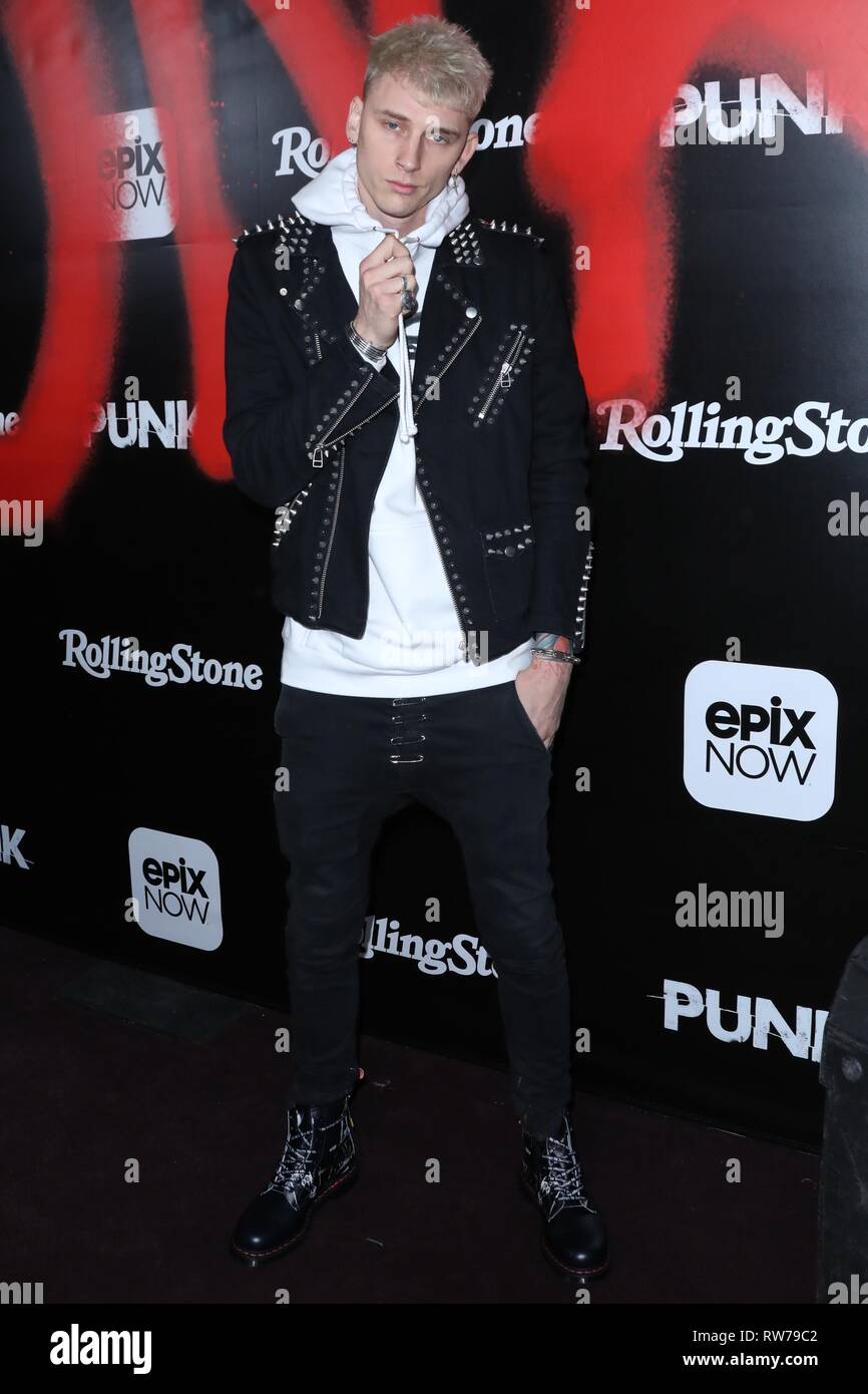 Machine gun kelly punk hi-res stock photography and images - Alamy