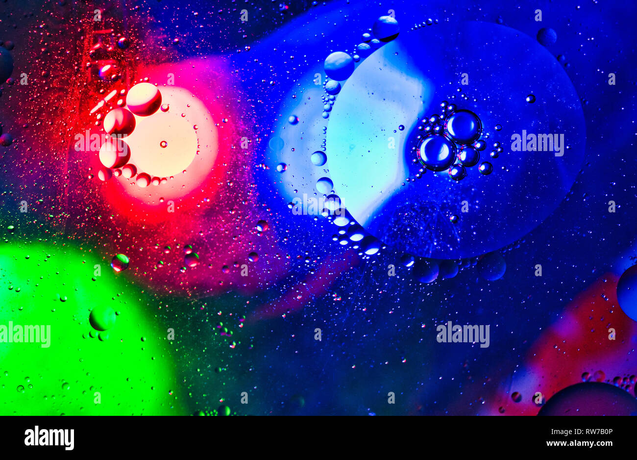 Iridescent liquid oil hi-res stock photography and images - Alamy
