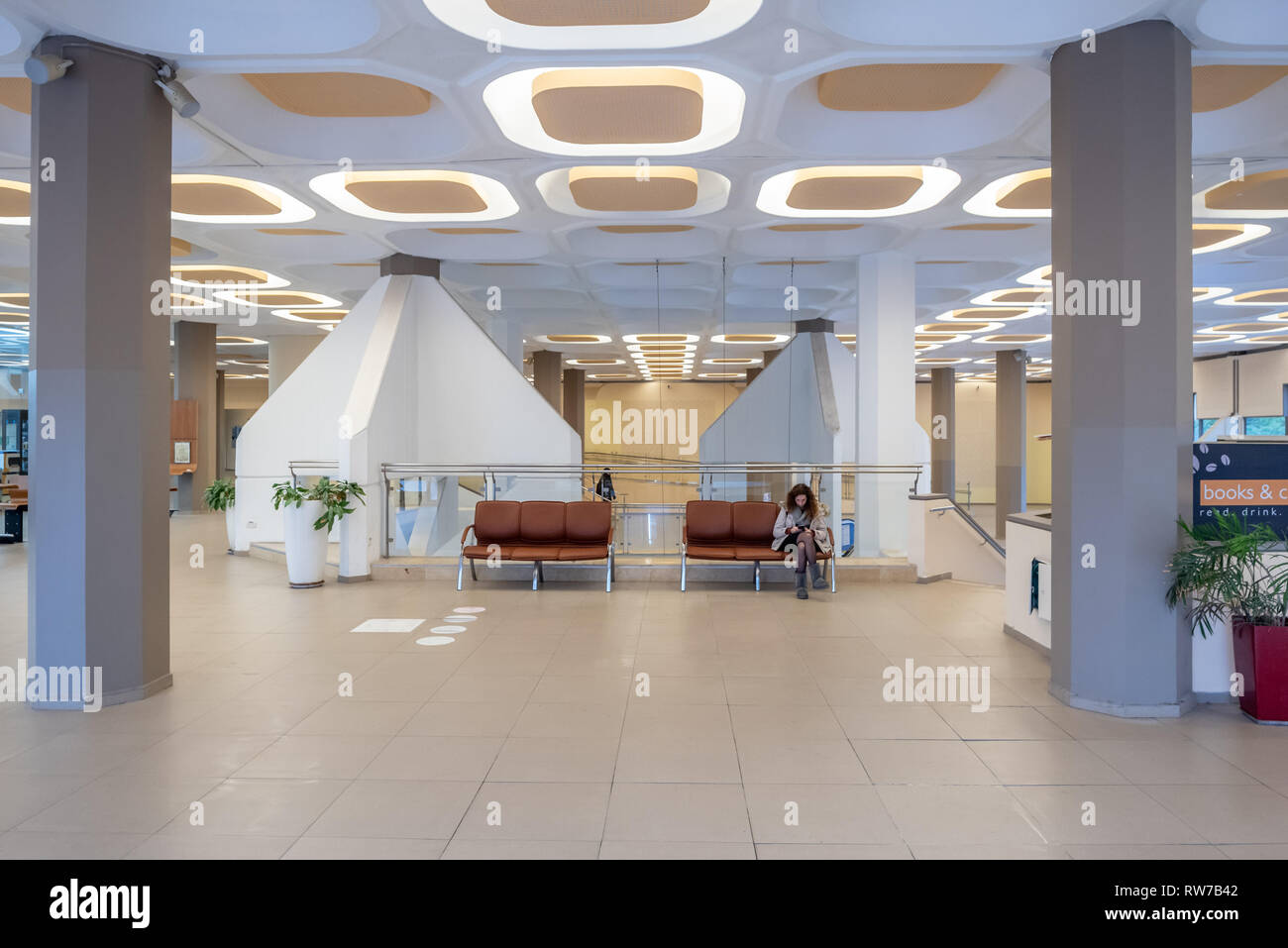 Mizrah hi-res stock photography and images - Alamy