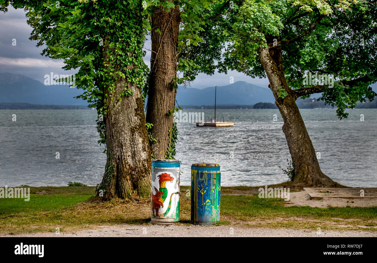 Plastic waste funny hi-res stock photography and images - Alamy