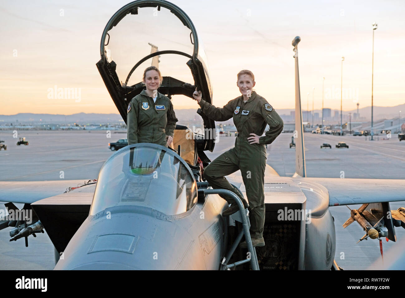 CAPTAIN MARVEL, from left: Brie Larson, Brigadier General Jeannie ...
