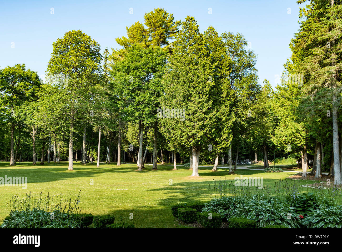 Cultivated gardens hi-res stock photography and images - Alamy