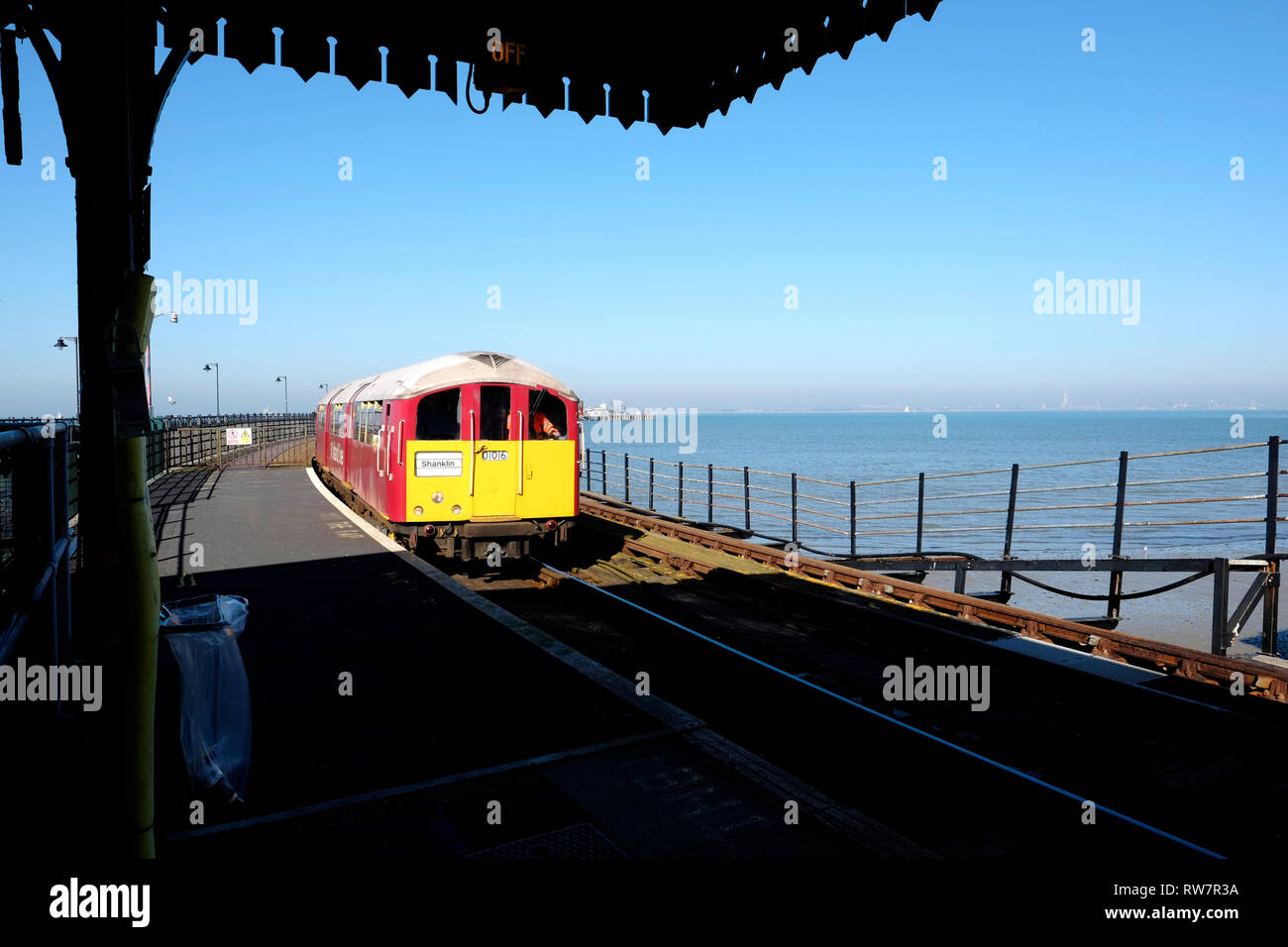 Ryde esplanade railway station hi-res stock photography and images - Alamy
