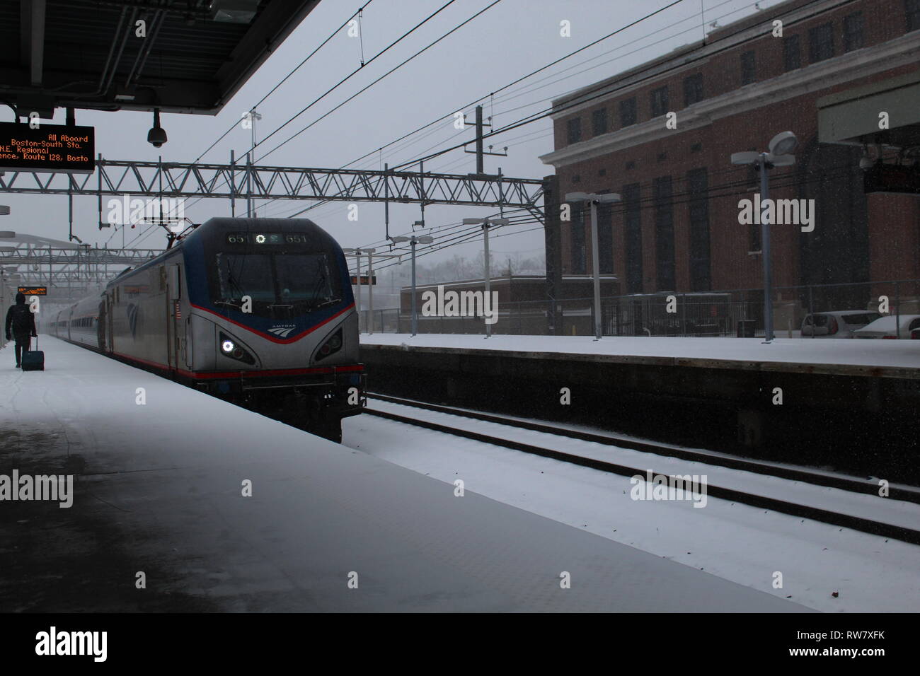 Amtrak, Hartford Line, and Shoreline East Trains at New Haven Union ...