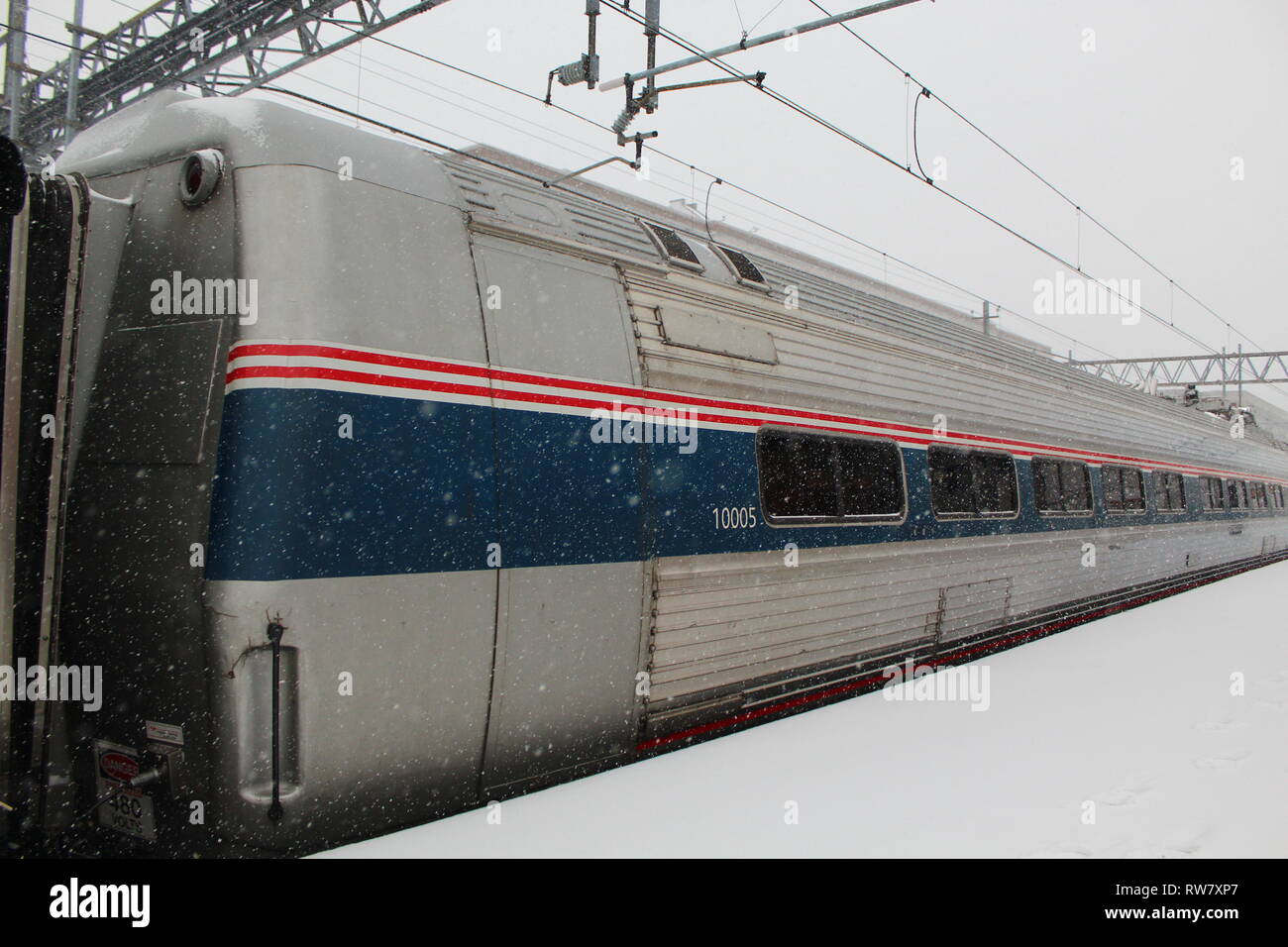 Amtrak, Hartford Line, and Shoreline East Trains at New Haven Union ...