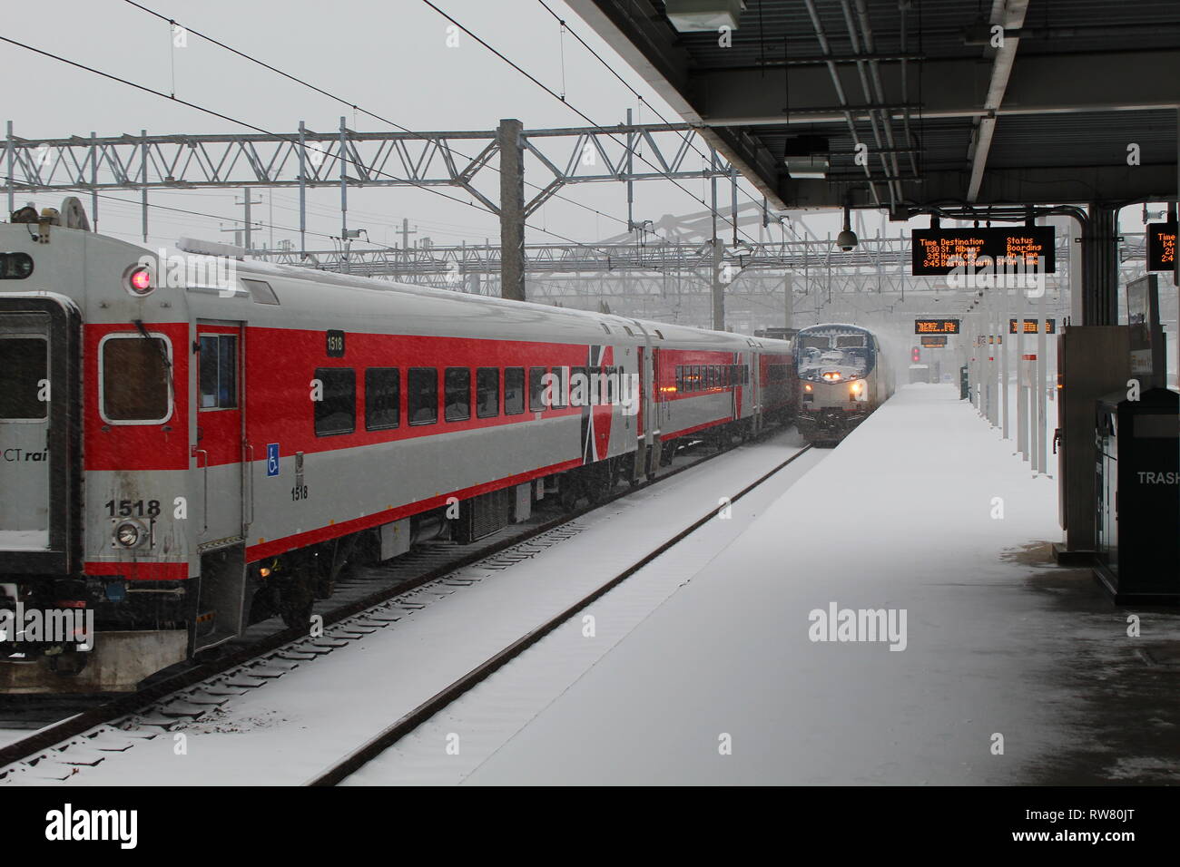 Amtrak, Hartford Line, and Shoreline East Trains at New Haven Union ...