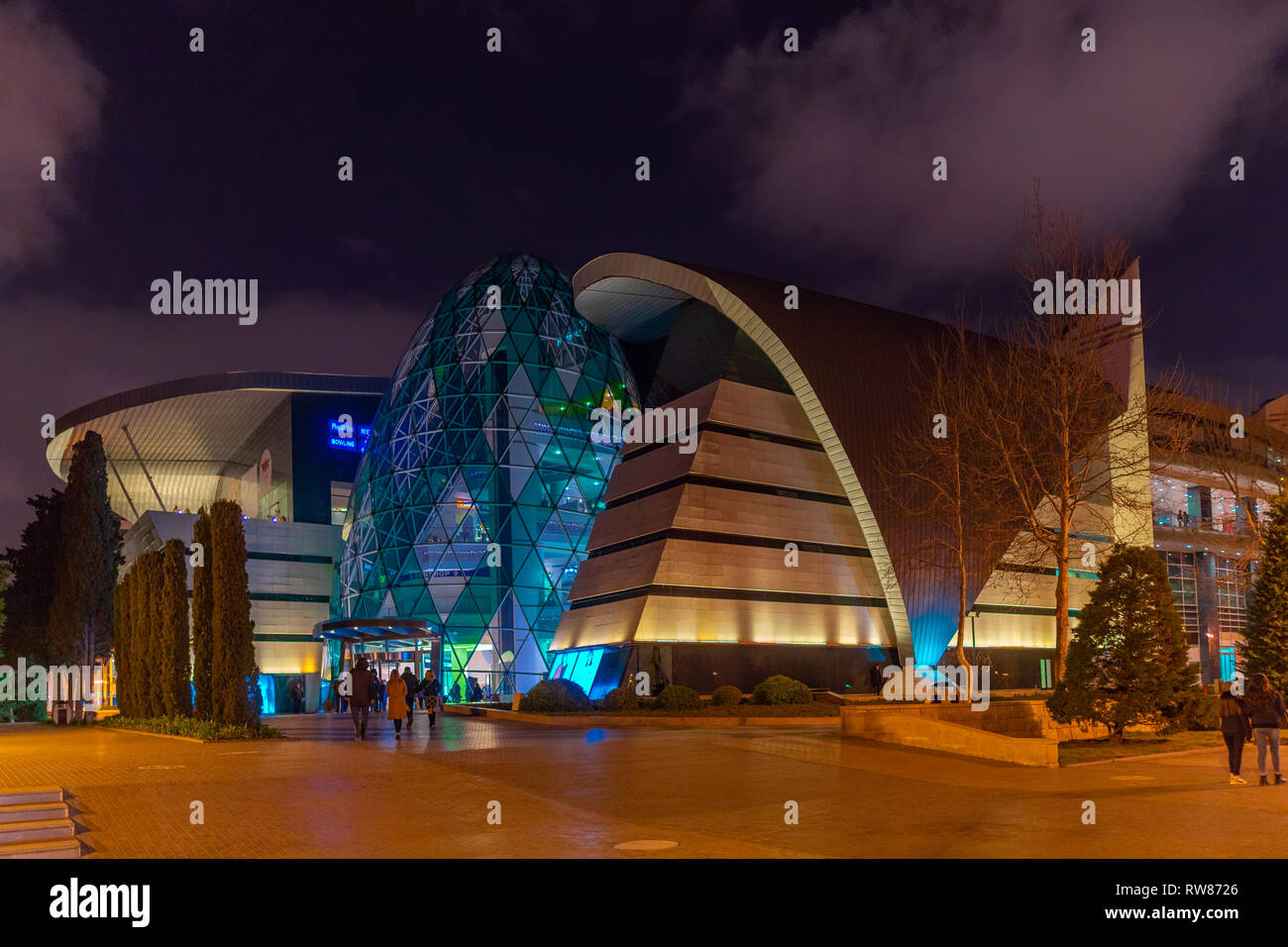 Azerbaijan, Baku, February 24, 2019 Modern building Park Bulvar ...