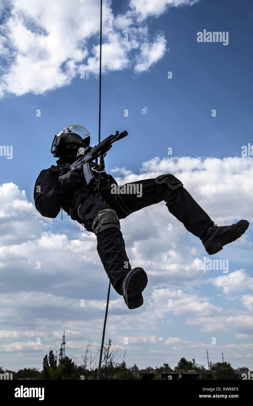 Weapons system operator hi-res stock photography and images - Alamy
