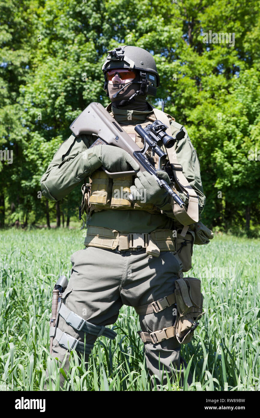 Jagdkommando soldier of the Austrian special forces, equipped with ...