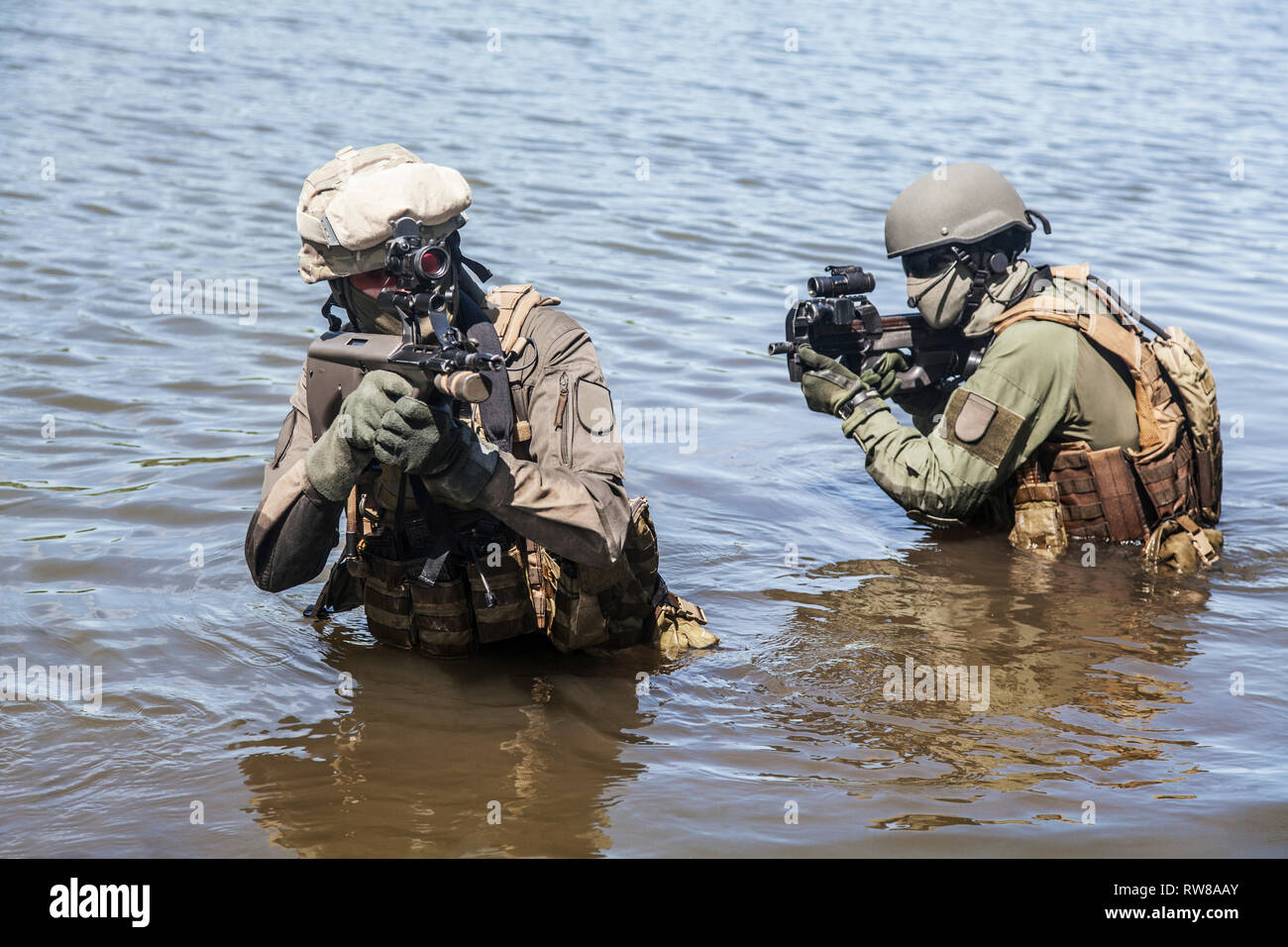 Jagdkommando Austrian special forces equipped with assault rifle Stock ...