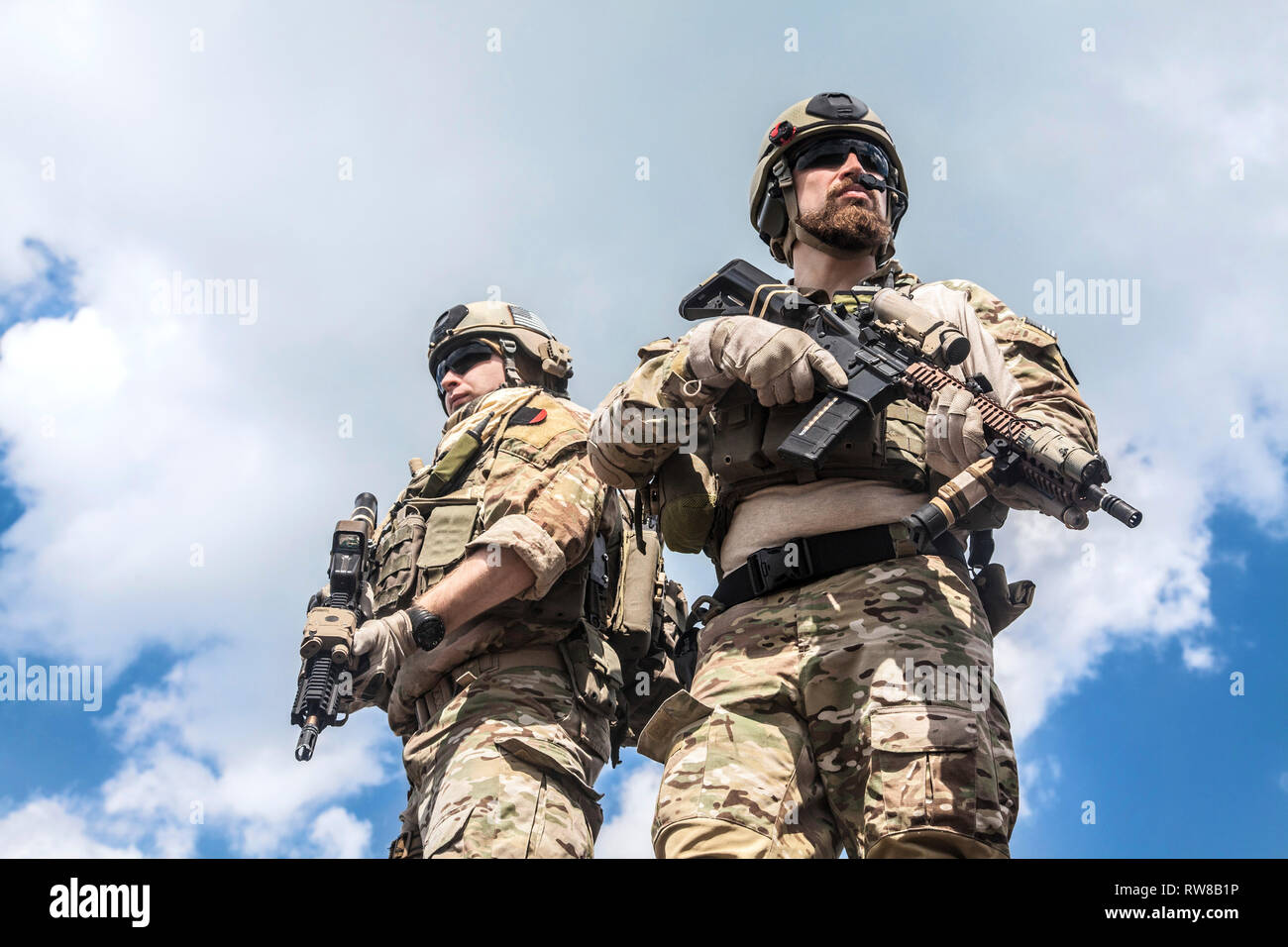 United States Army rangers with assault rifles Stock Photo - Alamy