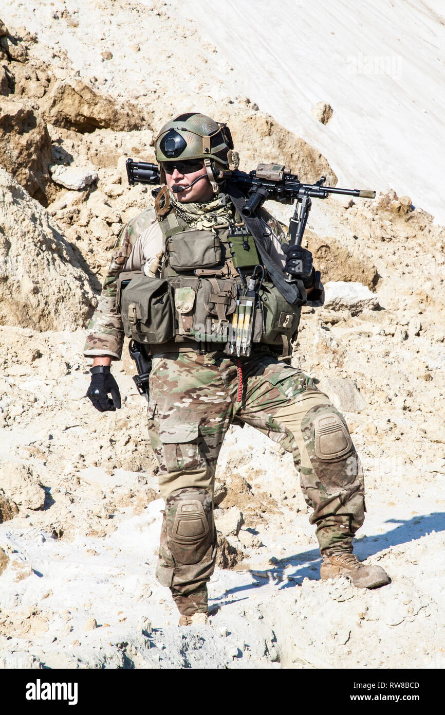 United States Army ranger in the mountains with machine gun Stock Photo ...