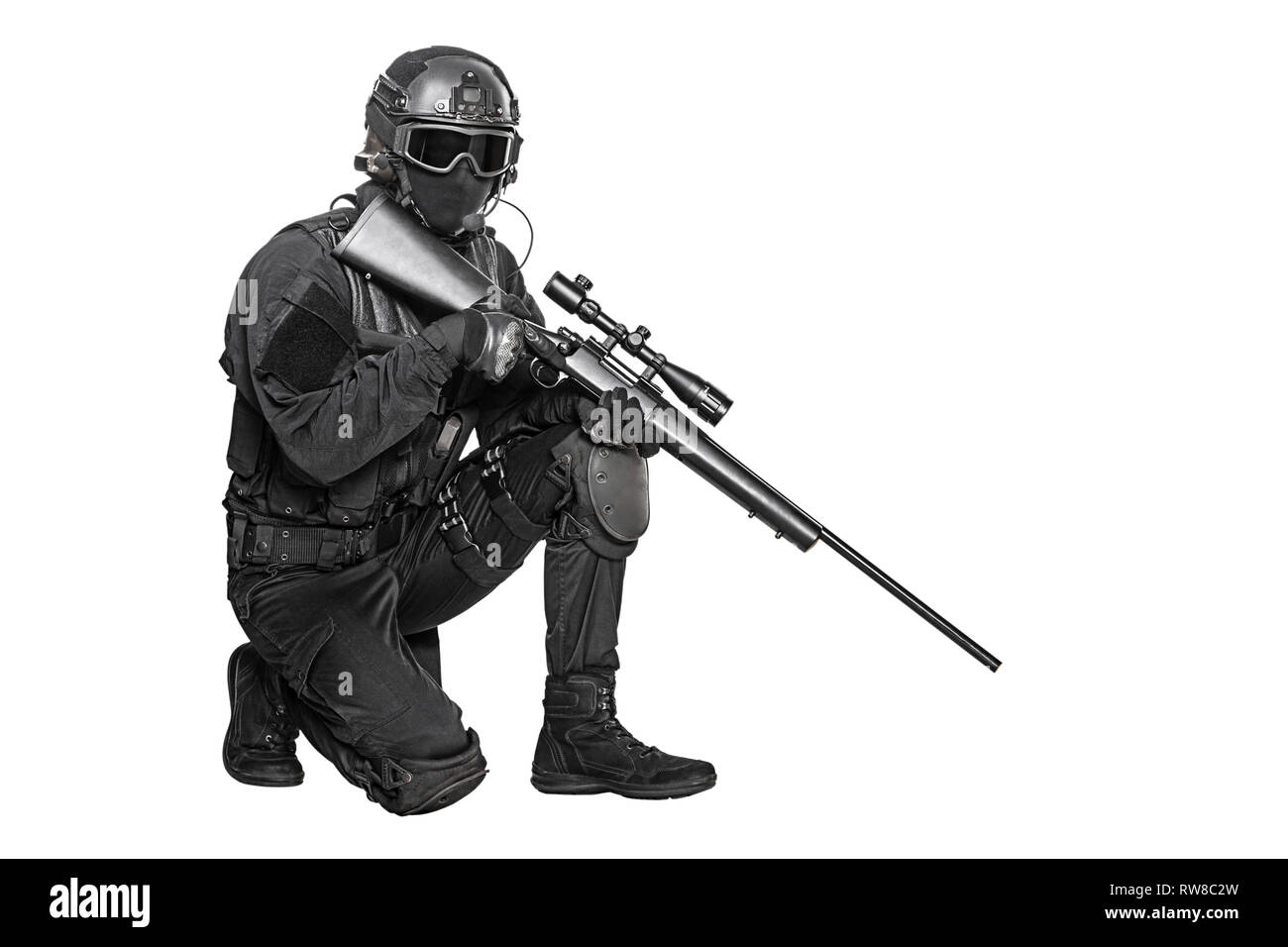 Studio shot of SWAT operator with sniper rifle Stock Photo - Alamy