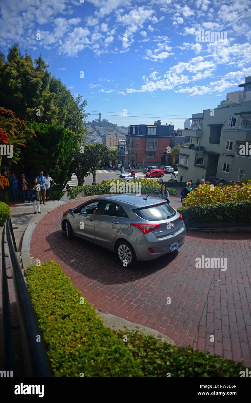Popular Lombard Street in San Francisco, an east–west street that is ...