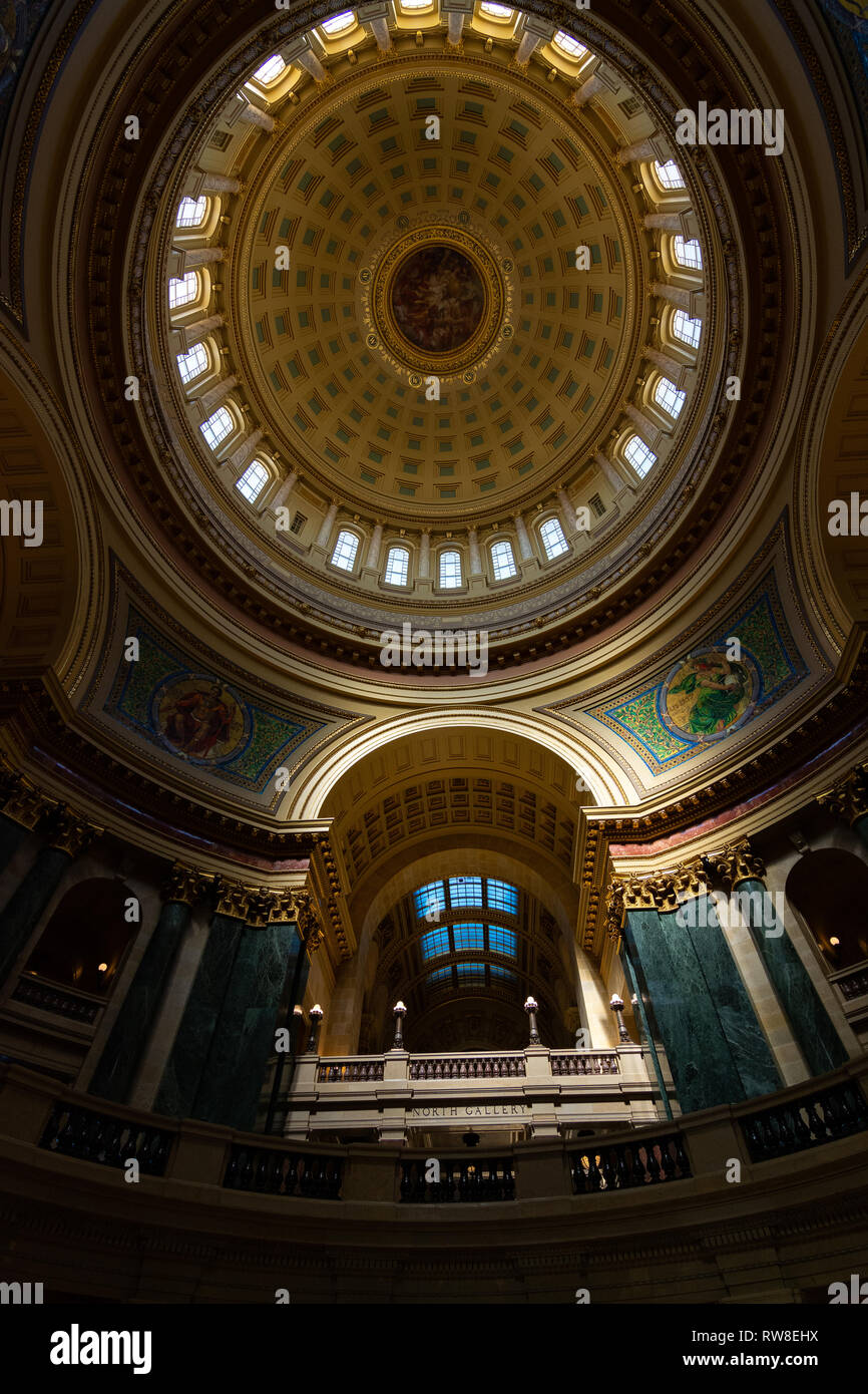 Light entering the rotunda. Madison, Wisconsin, USA Stock Photo - Alamy