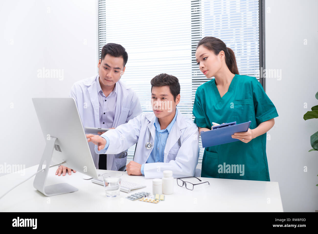 Patient files hi-res stock photography and images - Alamy