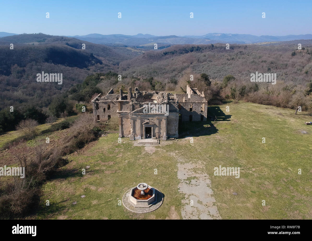 aerial view of the ancient town Monterano Stock Photo - Alamy