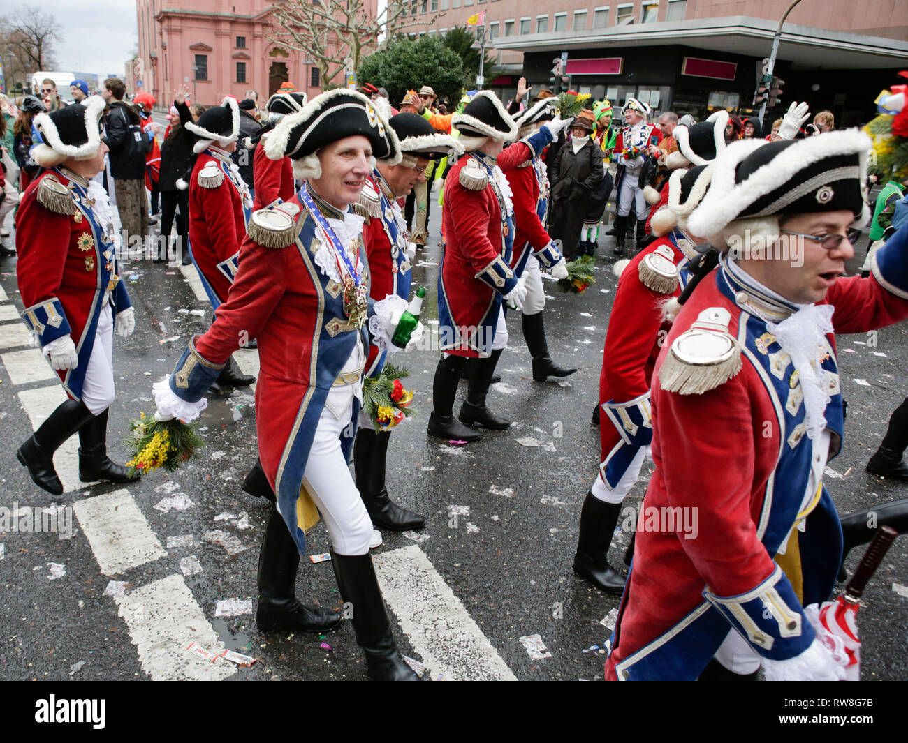 Mainz, Germany. 04th Mar, 2019. Members of the Mainzer Prinzengarde ...