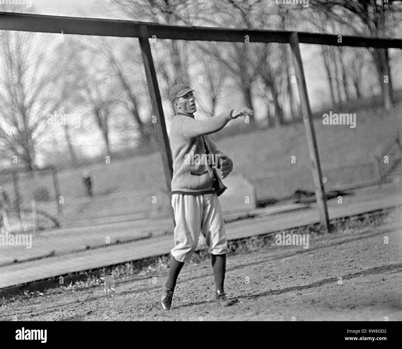 Bert Gallia, Washington Senators 1913 Stock Photo - Alamy
