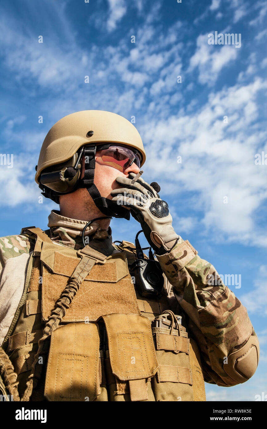 Green Berets U.S. Army Special Forces Group soldier, smoking Stock ...
