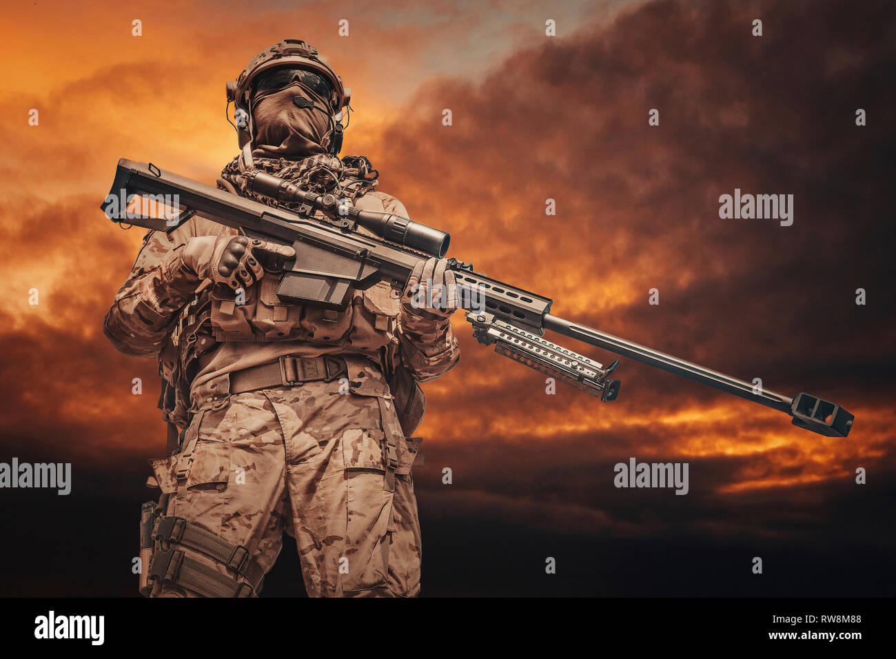 U.S. Army ranger sniper with huge rifle Stock Photo - Alamy