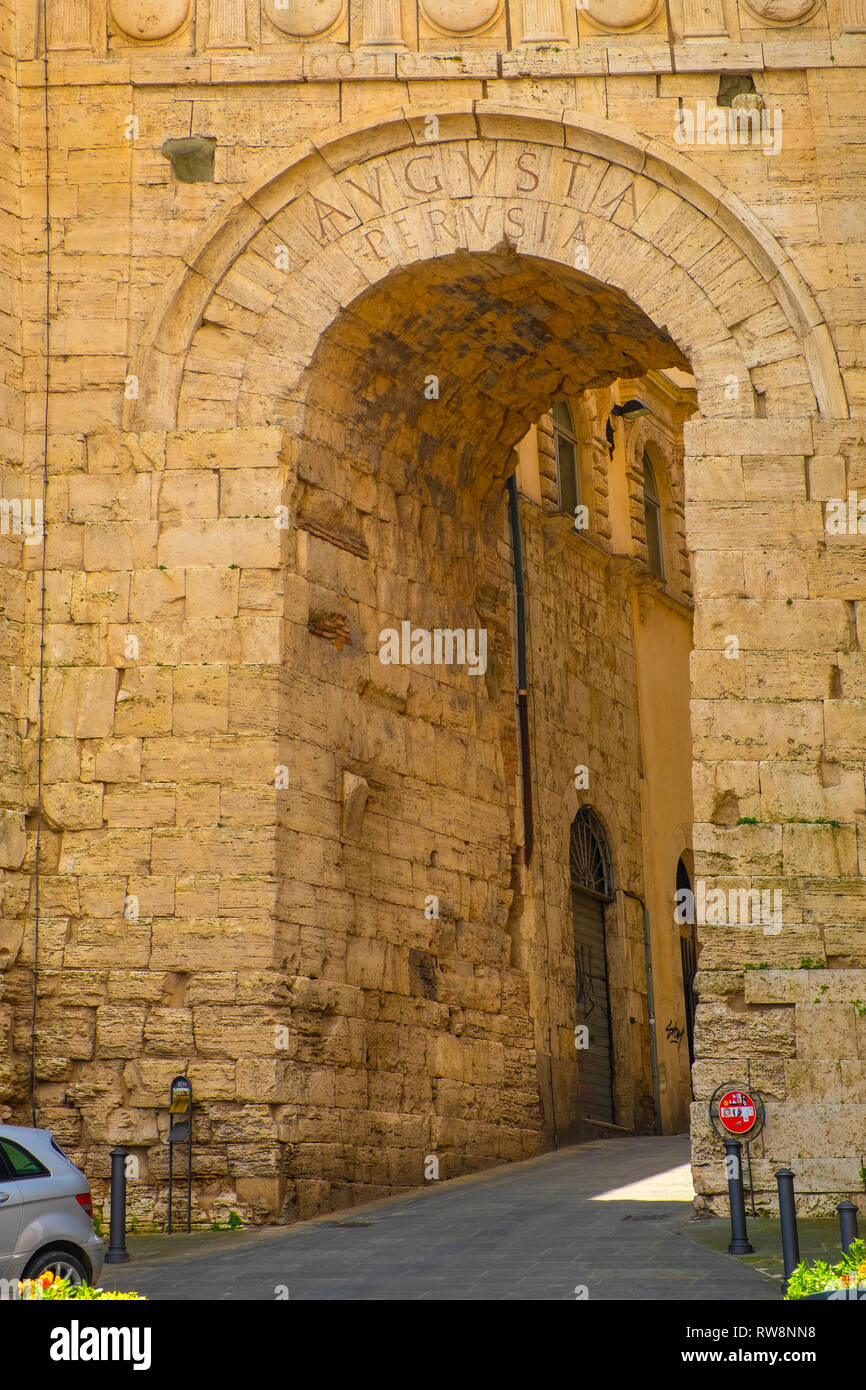 Etruscan arch perugia hi-res stock photography and images - Alamy