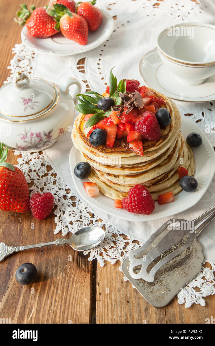 Pancake day vintage hi-res stock photography and images - Alamy