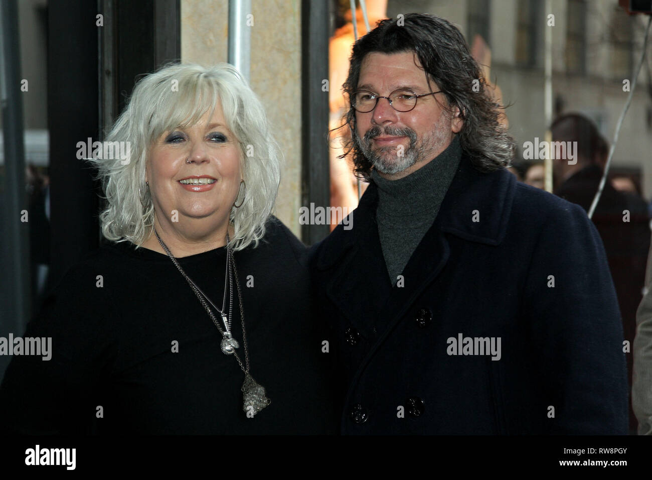 Sam heughan candid hi-res stock photography and images - Alamy