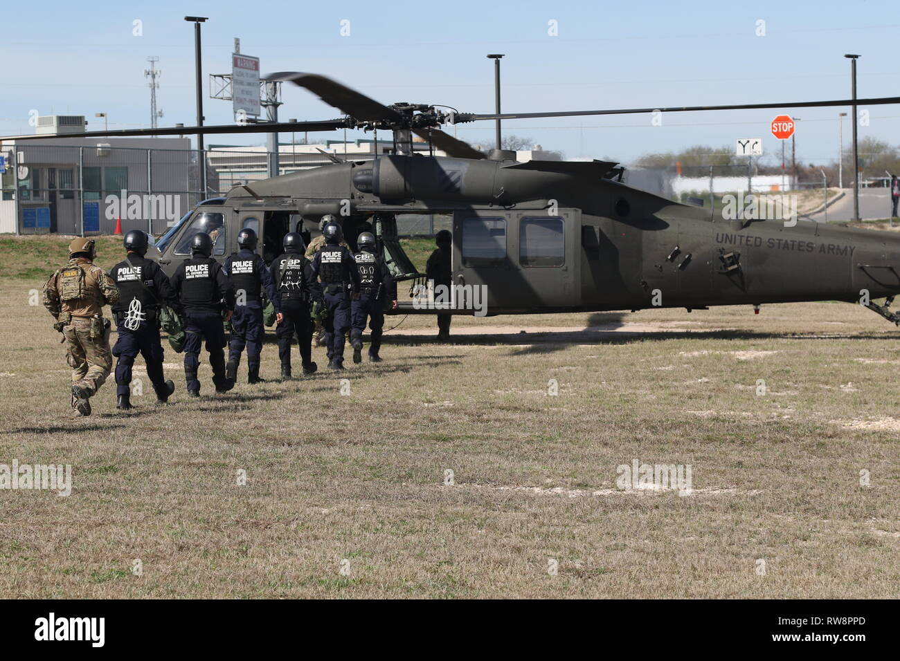 Mobile Field Force officers and Special Response Teams with Customs and ...