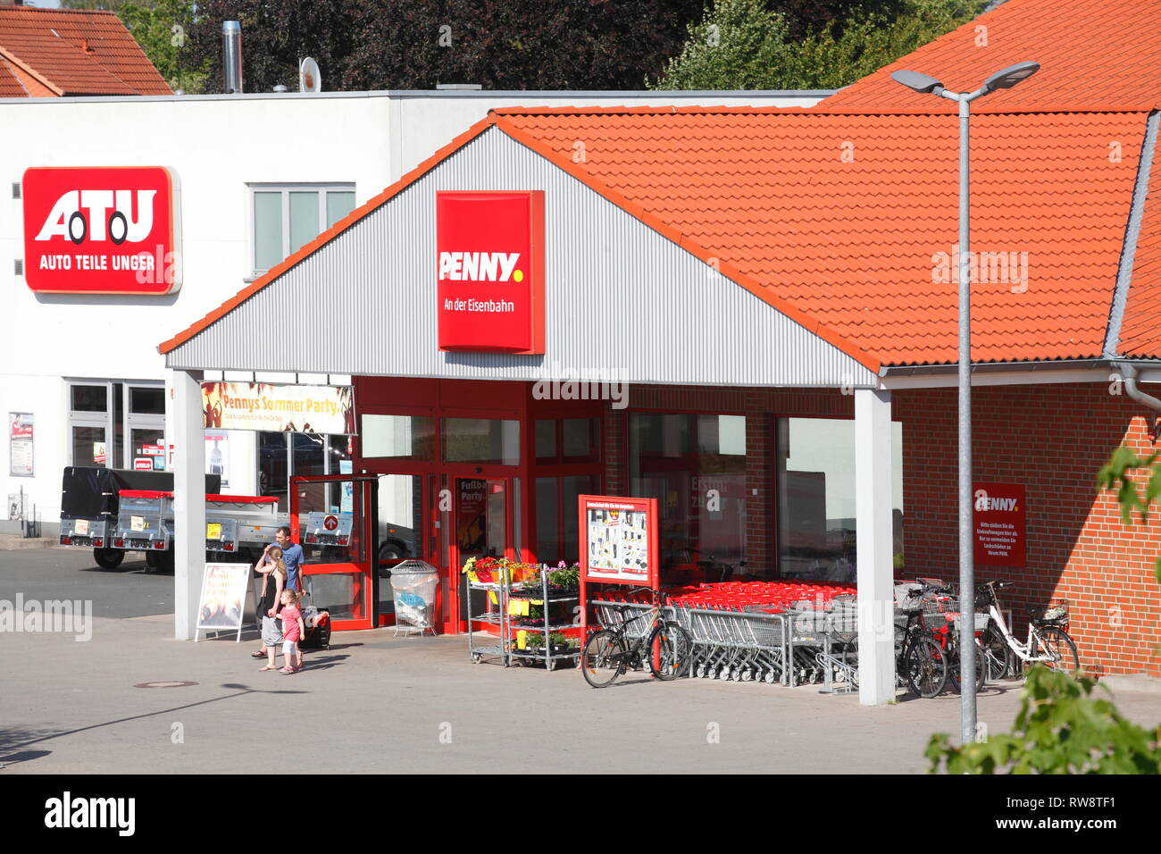 Shopping mall with Atu Auto parts Unger and Penny Market, Achim, Lower ...