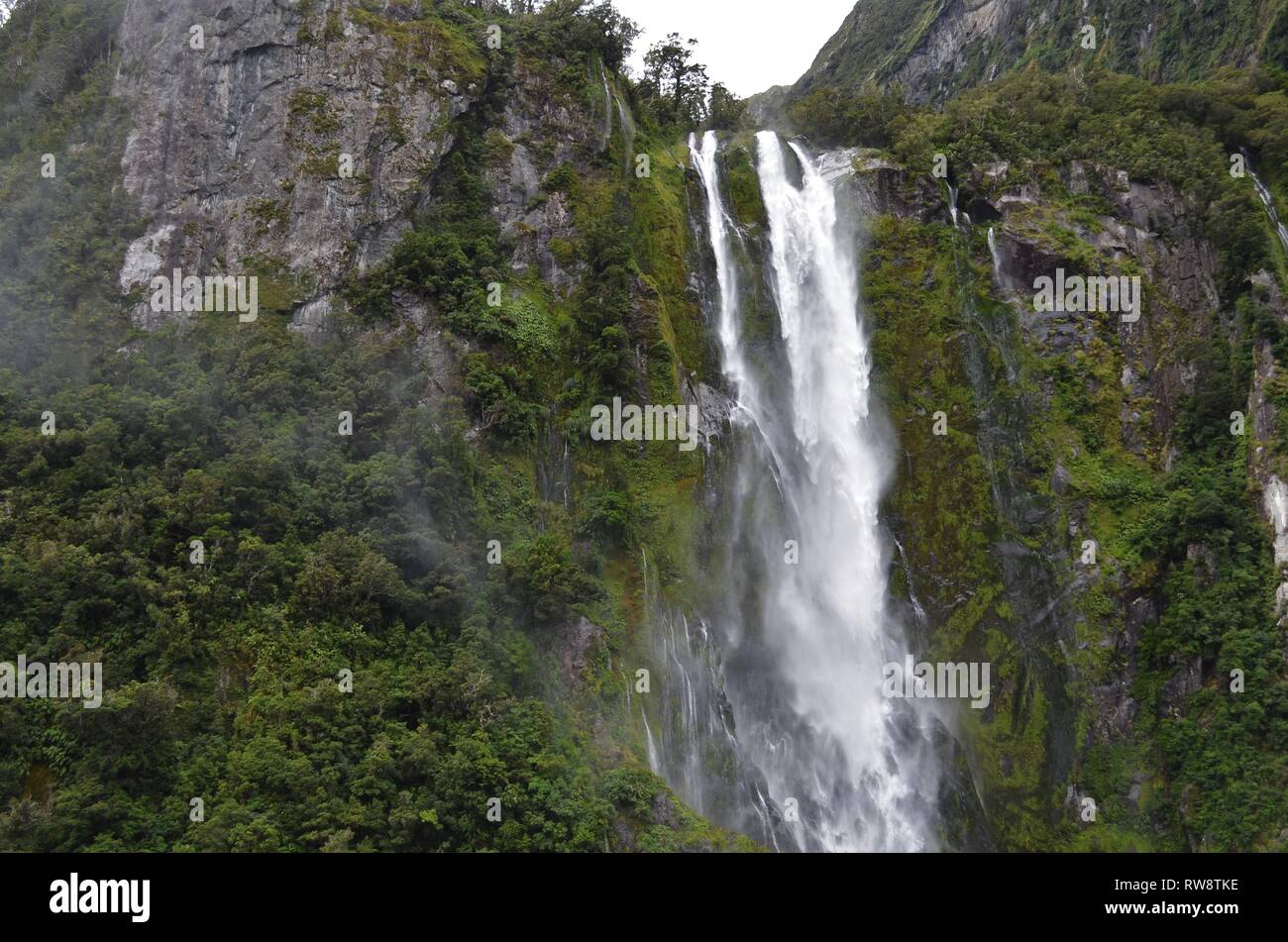 Bowen falls walk hi-res stock photography and images - Alamy
