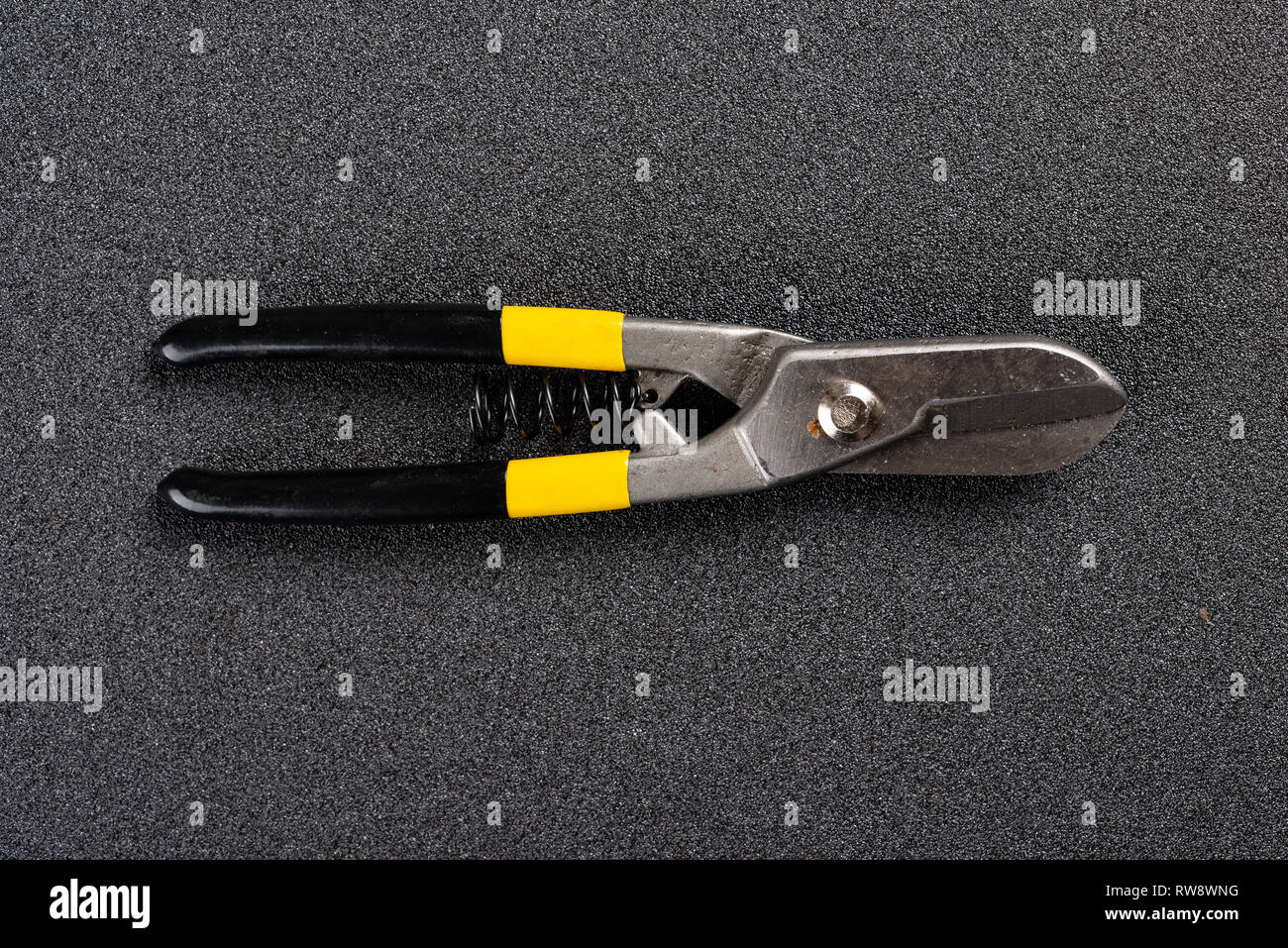 Black metal backgrond hi-res stock photography and images - Alamy