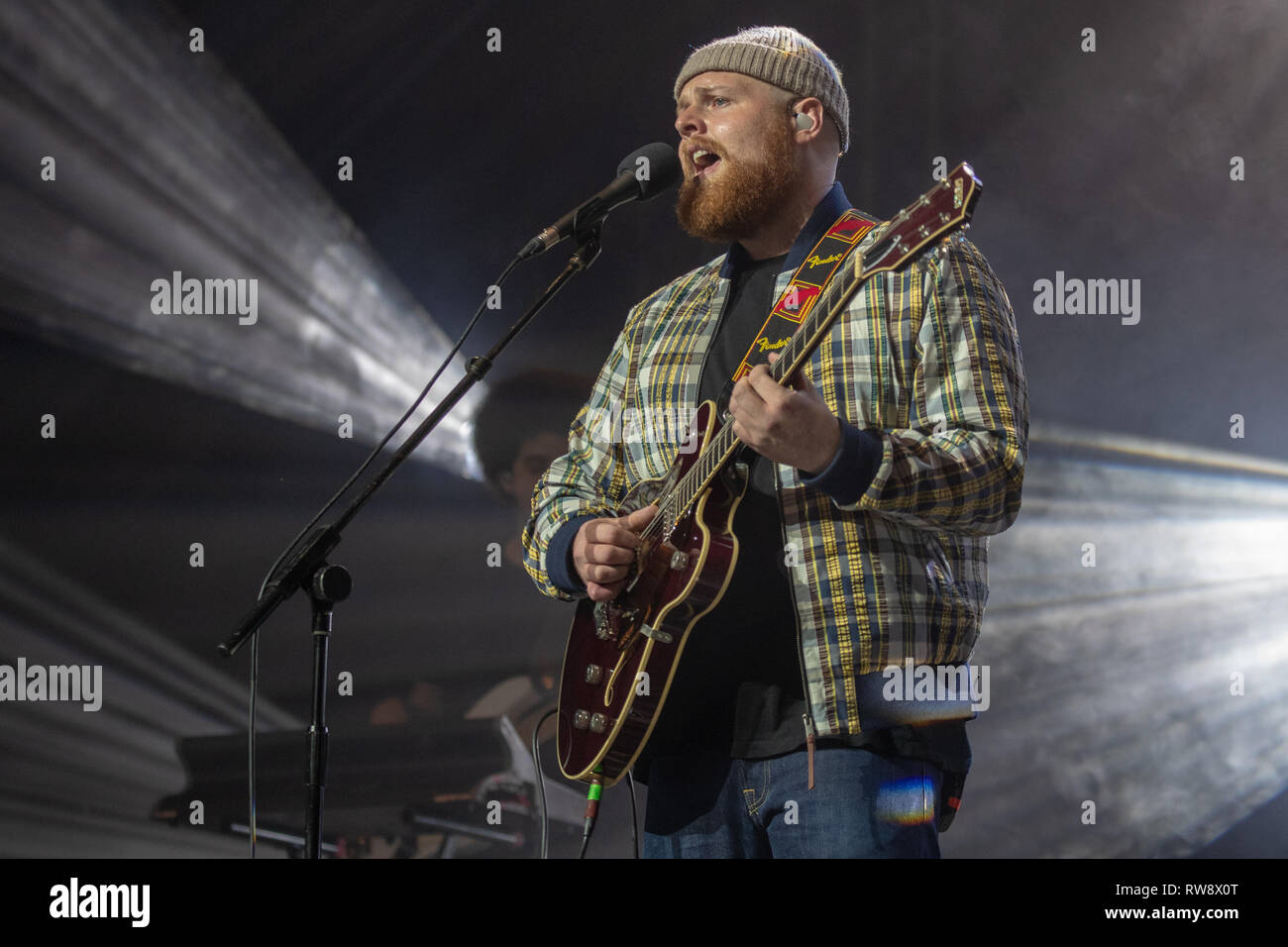 Tom walker hi-res stock photography and images - Alamy