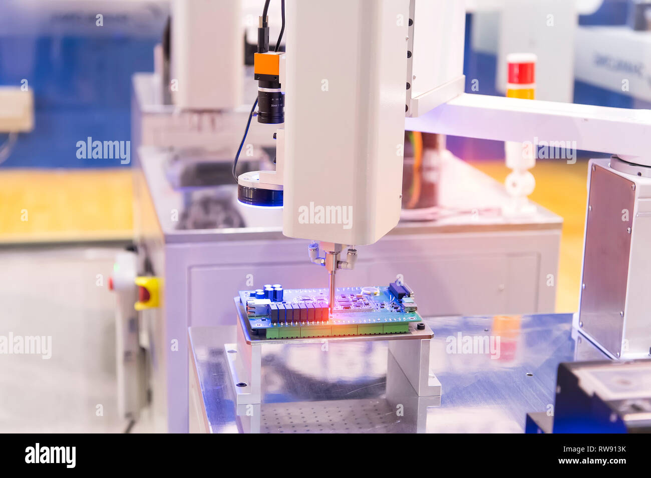 Sensor operation hi-res stock photography and images - Alamy