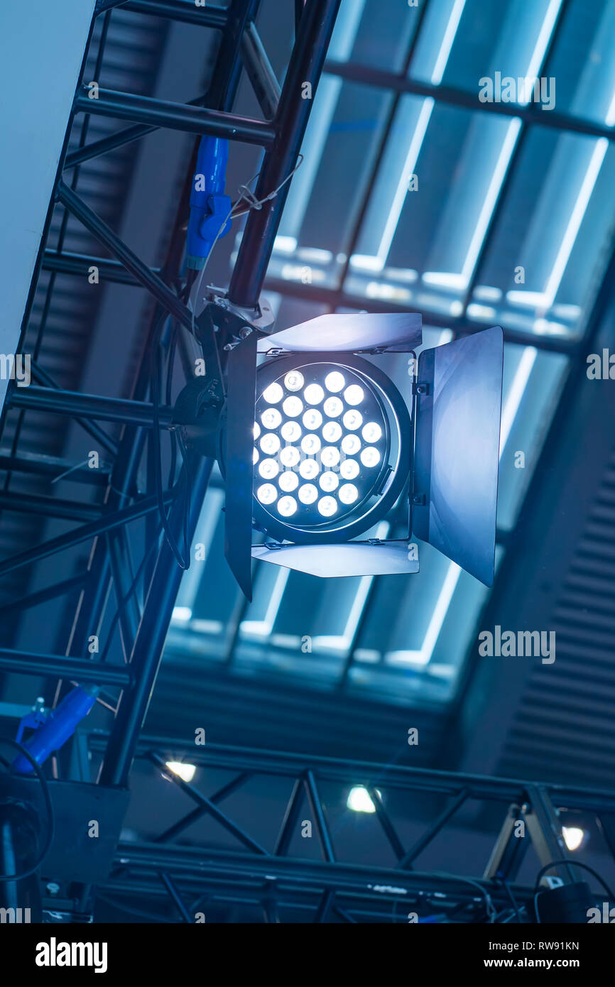 Gig lighting rig stage hi-res stock photography and images - Alamy