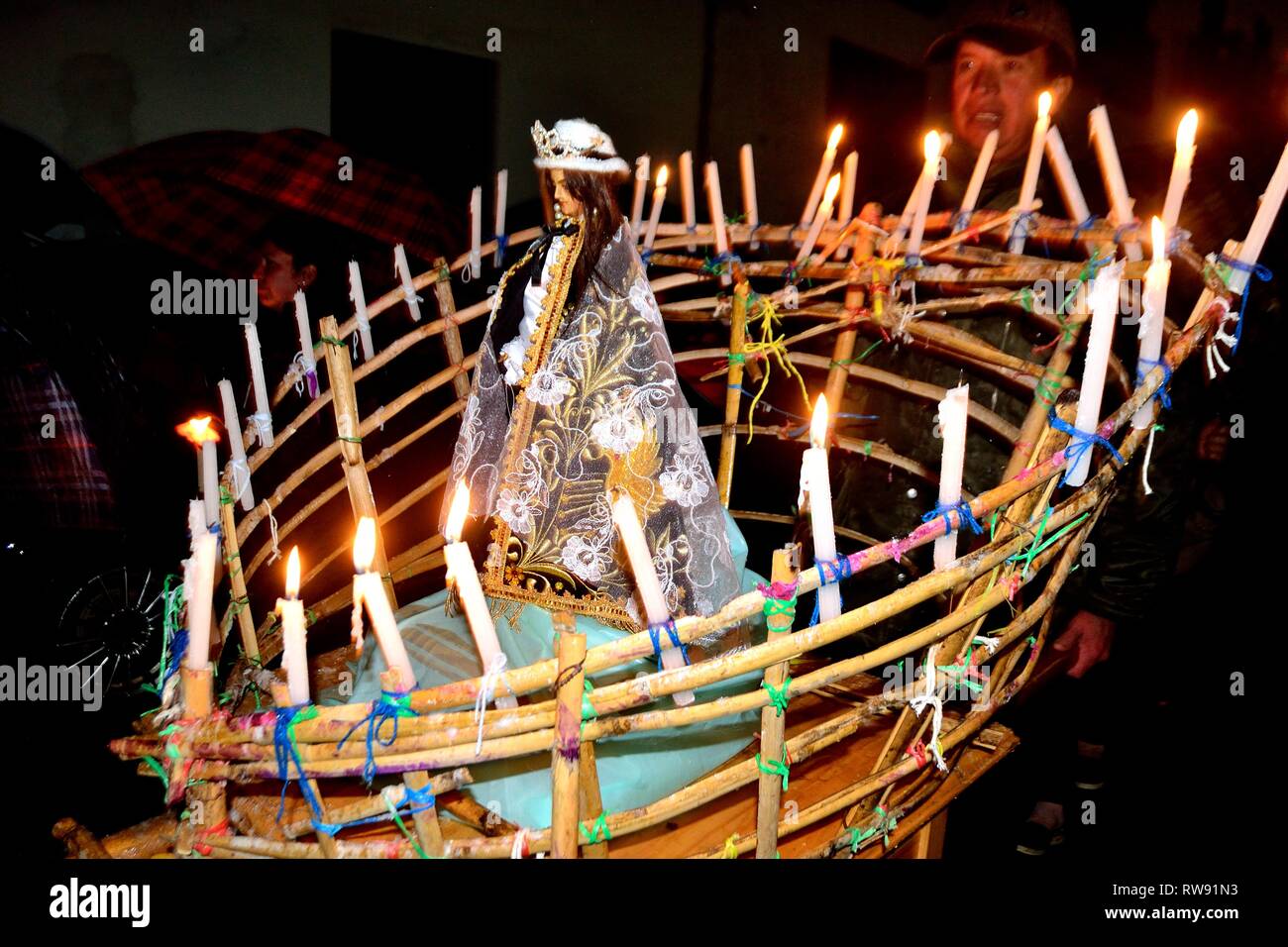 Girl dressed as fire man hi-res stock photography and images - Alamy