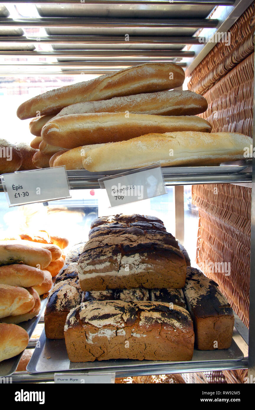Freshly made bread in a bakery Stock Photo - Alamy