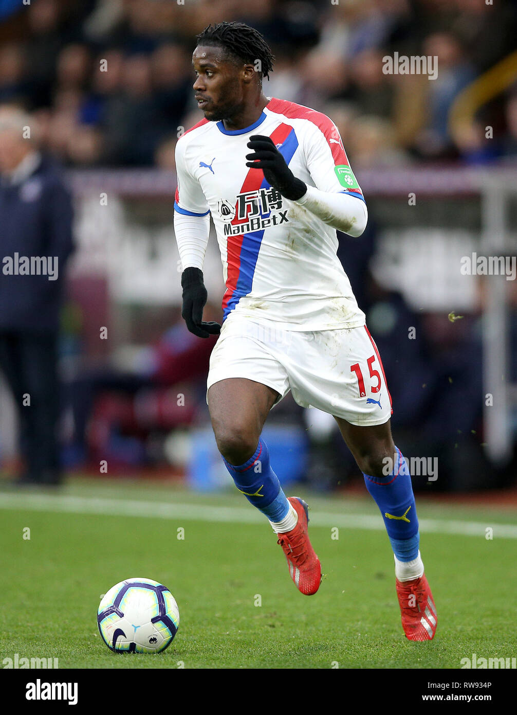 Crystal Palace's Jeffrey Schlupp Stock Photo - Alamy