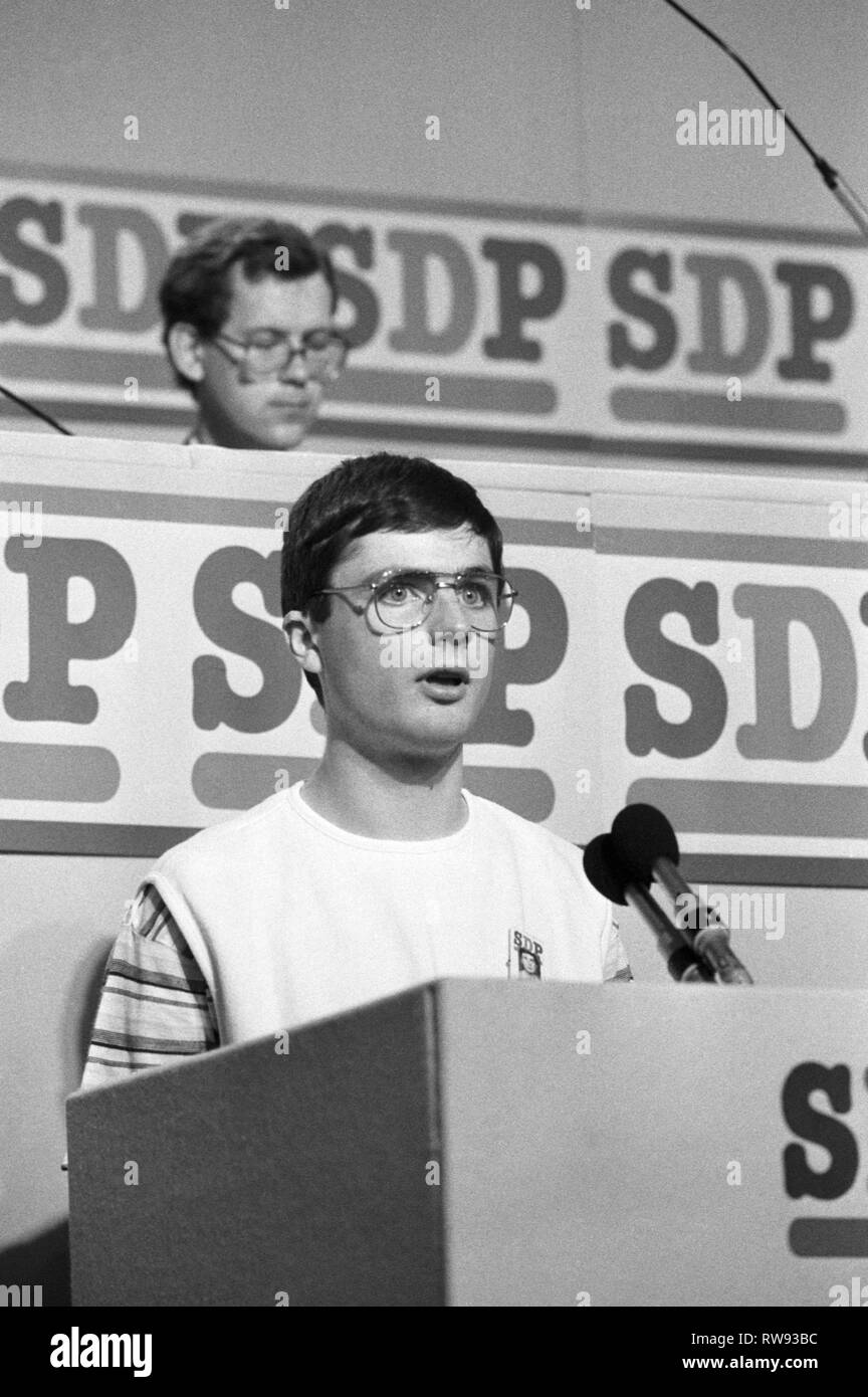 Speech sdp conference hi-res stock photography and images - Alamy