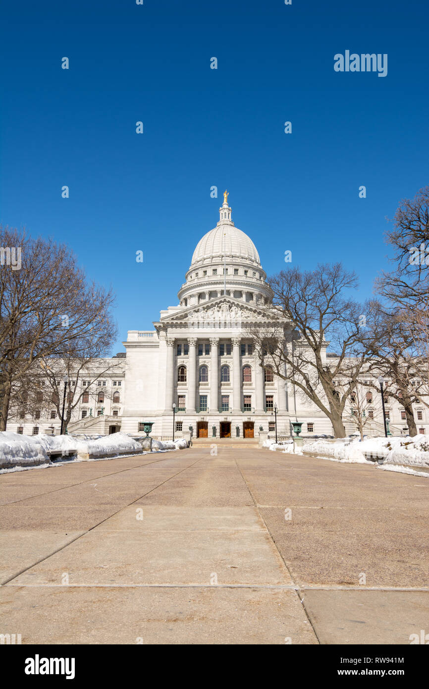 Rotunda wisconsin state capitol madison wisconsin hi-res stock ...