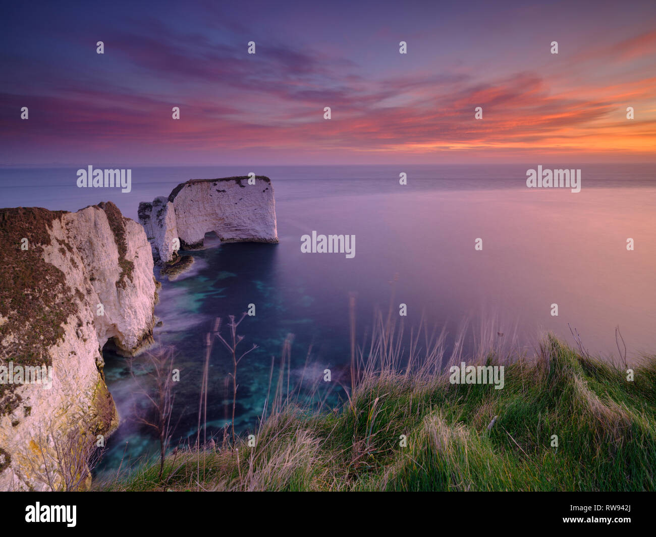 Old harry's rocks aerial hi-res stock photography and images - Alamy