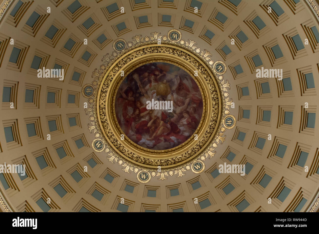 Light entering the ornate rotunda Stock Photo - Alamy
